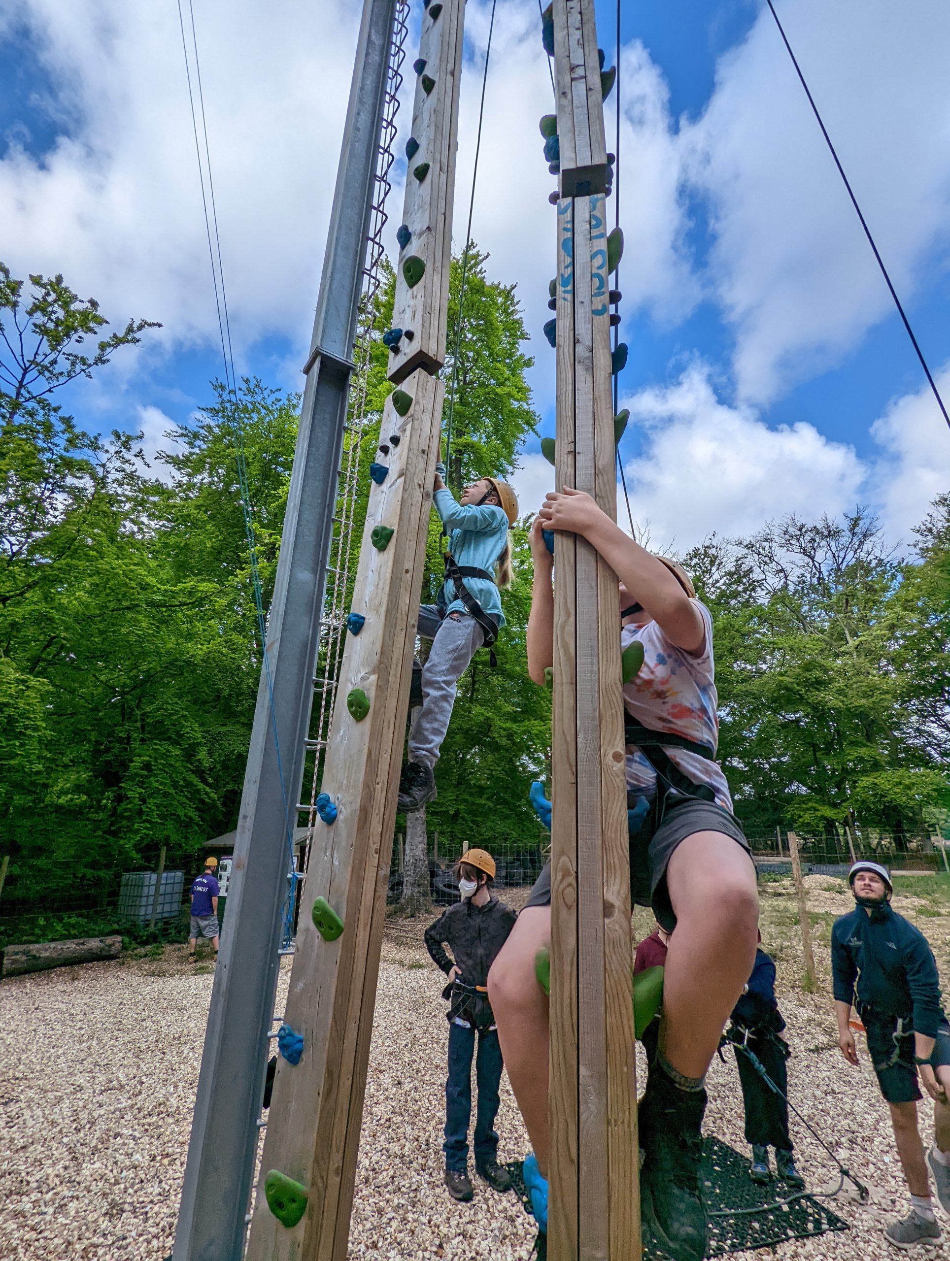 Testwood Celebrates 60 Years with a Groovy Camp – 5th Testwood Scouts